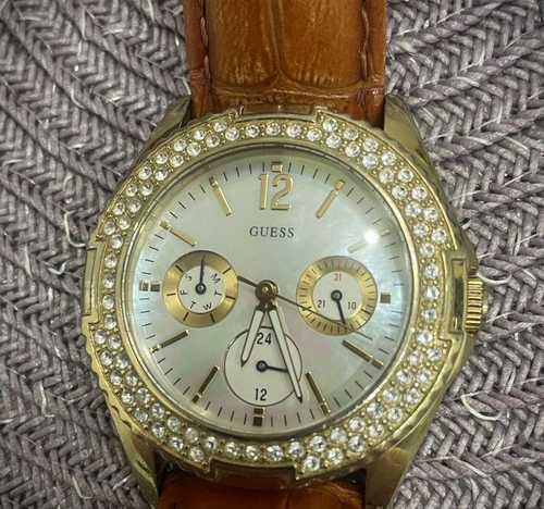 Наручные часы женские guess