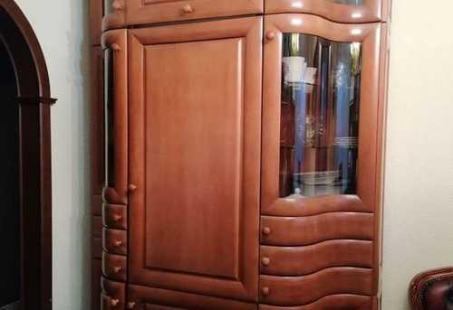 Шкаф со встраиваемый холодильником Бош