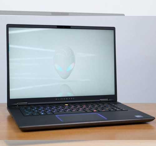 Dell alienware m16 r2