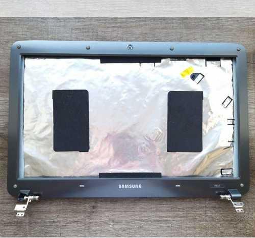 Крышка в сборе Samsung R520 R525