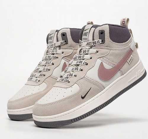 Женские Кроссовки Nike Air Force 1 Mid зимние