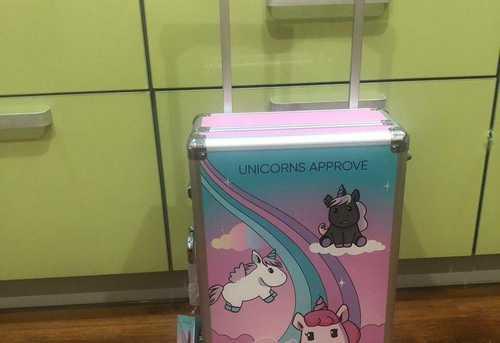 Макияжный набор в чемодане unicorns approve