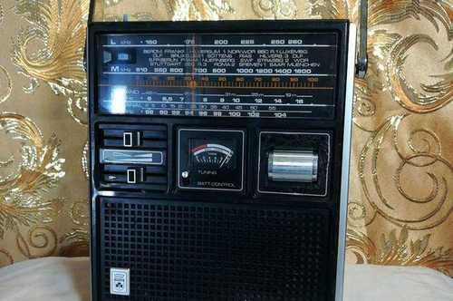 Grundig Yacht Boy 1100 радиоприёмник