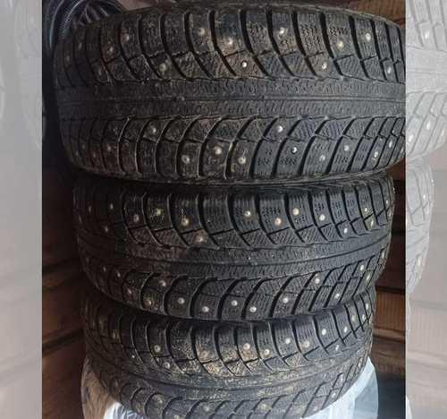 Gislaved Nord Frost 5 205/65 R15