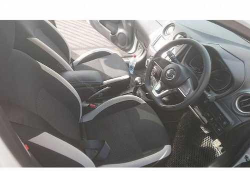 Подлокотник Ниссан Ноте 2 Е-12 Nissan Note 2 Е-12