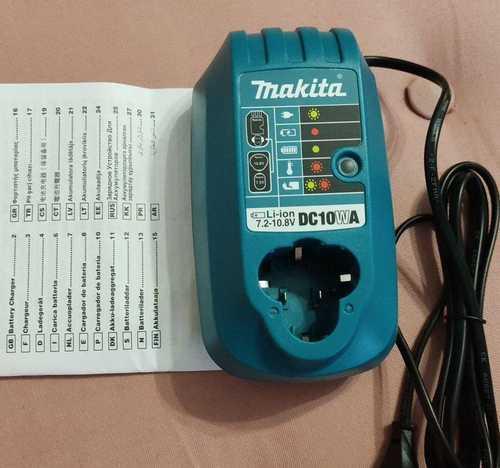 Зарядное устройство для шуруповерта makita