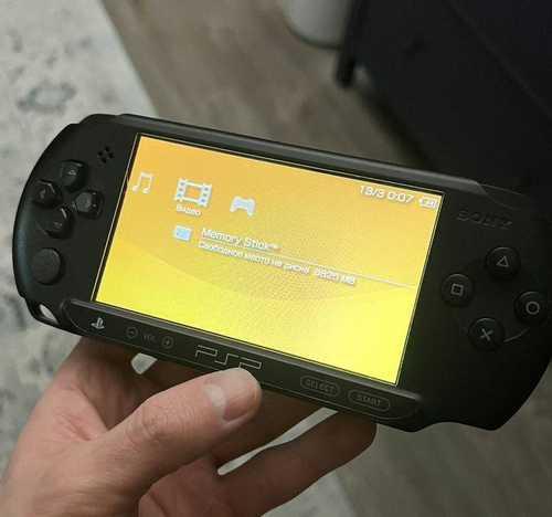 Sony PSP Street E1008 Charcoal Black