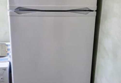 Холодильник pozis мир 244-1 w почти новый