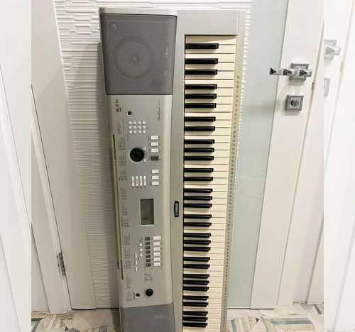 Синтезатор yamaha dgx - 220