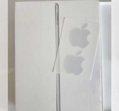 Коробка от iPad 6