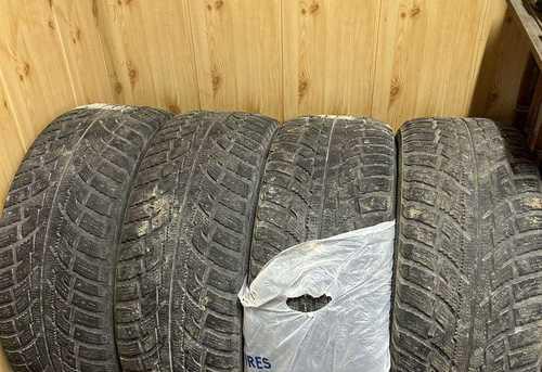 Kumho I'Zen Stud Snow KW11 265/60 R18