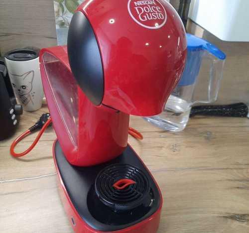 Кофемашина капсульная Nescafe Dolce Gusto