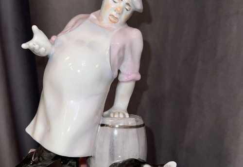 Фарфоровая статуэтка "Повар и кот"