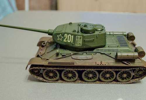 Модель Танка Т-34-85 1/35