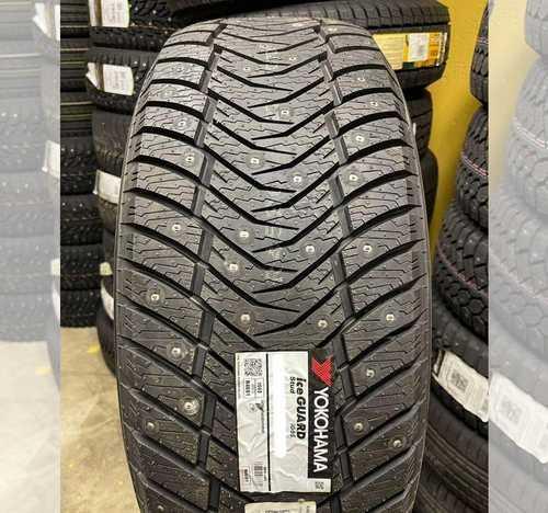 Yokohama IceGuard Stud IG65 215/65 R16 102T