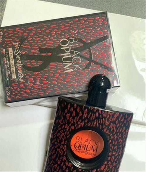 Yves Saint Laurent Black Opium Christmas Collector