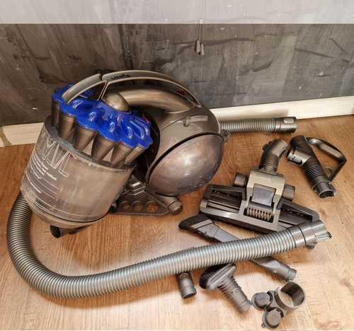 Пылесос Dyson dc 41c