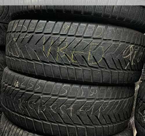 Vredestein Wintrac Xtreme S 235/45 R19 107W