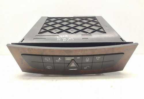 Блок кнопок Mercedes-Benz E-Класс W211/S211 2003