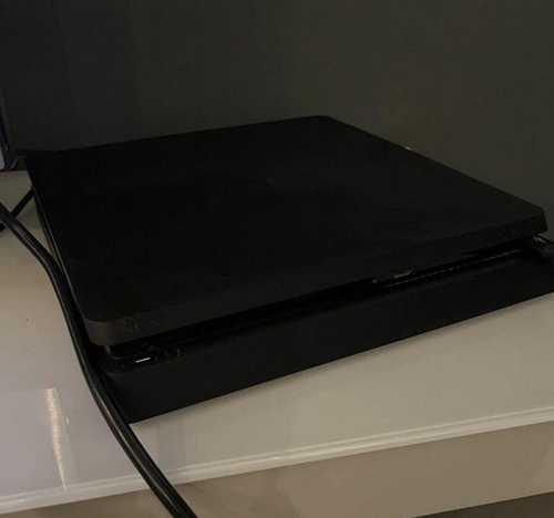 Sony playstation 4 slim