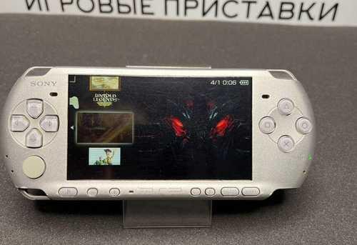 Sony PSP 3008 silver прошитая 95 игр + 64гб