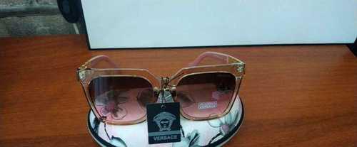 Солнцезащитные очки женские versace Италия