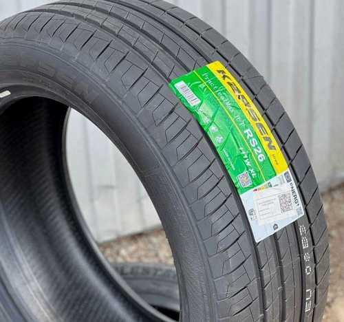 Kapsen RS26 285/35 R22 136U