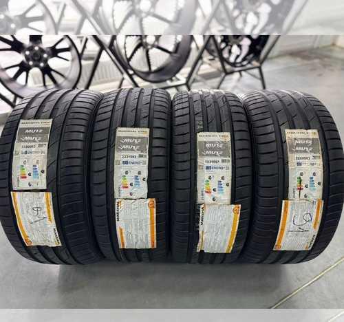 Marshal MU12 265/35 R18 и 235/40 R18 97Y