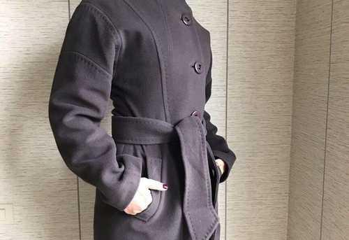 Шерстяное пальто 40 размера