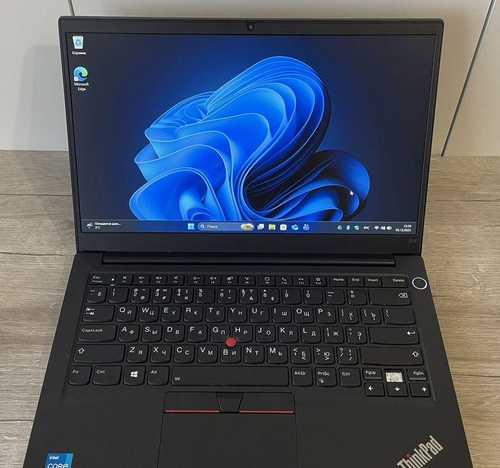 Lenovo ThinkPad E14 Gen2 i5-1135G7/16GB/256GB