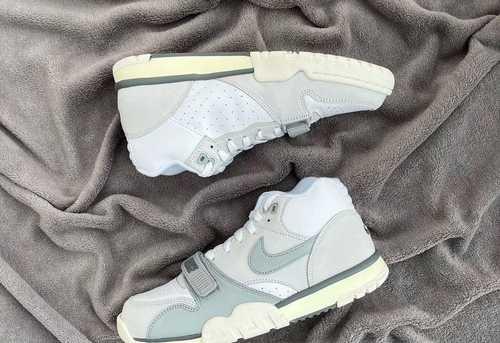 Nike Air Trainer 1 Photon Dust 43eu