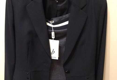 Костюм женский новый 44 р,юбка и пиджак, Франция