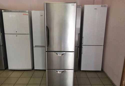Холодильник бу Hitachi на гарантии