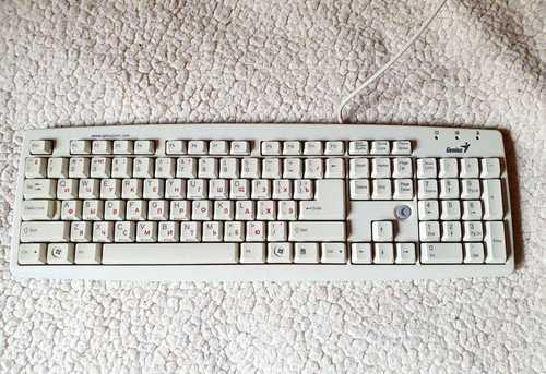 Клавиатура белая с выпуклыми клавишами