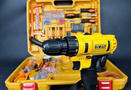 Шуруповерт dewalt с большим набором инструментов