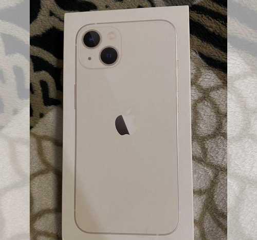 Коробка от iPhone 13