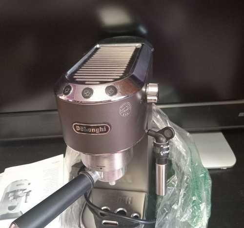 Кофеварка рожковая delonghi ec 685