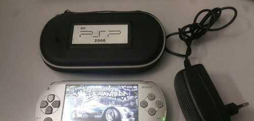 PSP 1000 FAT 16Gb 30 игр прошита+чехол+зарядка