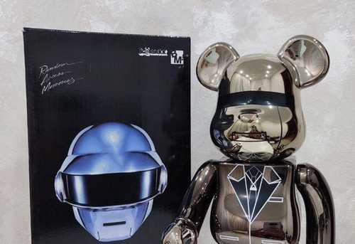 Игрушка bearbrick daft punk