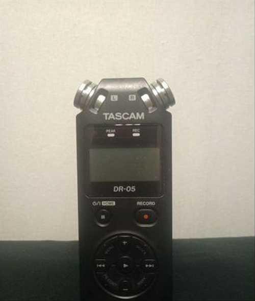 Рекордер Диктофон Tascam DR-05