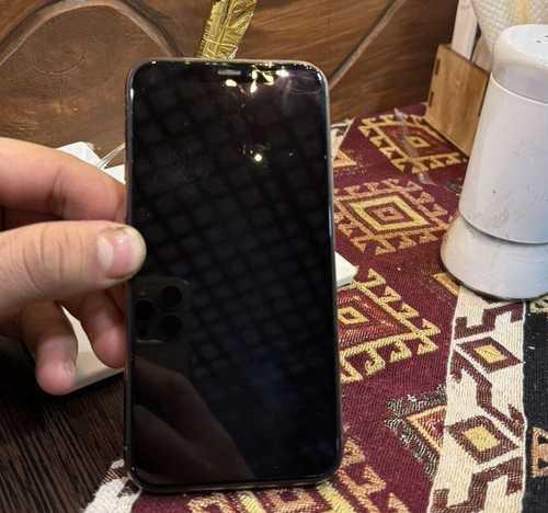 iPhone 11 Pro, 64 ГБ