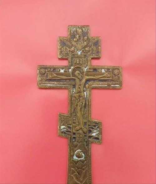 Старинный бронзовый крест