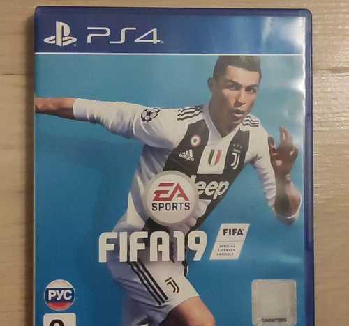 Игра на ps4 fifa 19