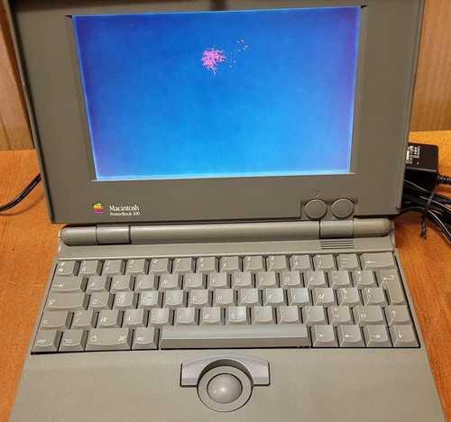Apple Macintosh PowerBook 100 ретро