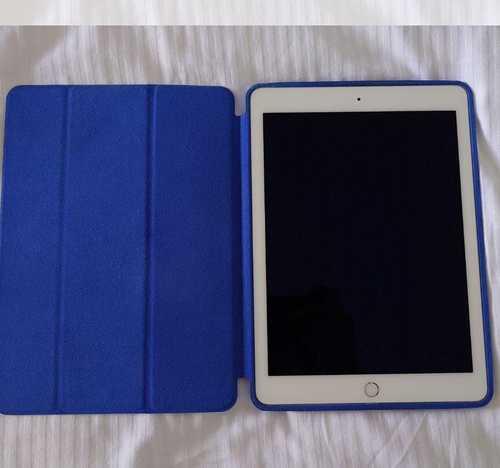 Apple iPad Air 2 (mglw2RU/A iPad Air Wi-FI 16GB Si