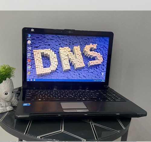 Ноутбук DNS PCA55