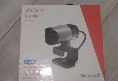 Веб-камера Microsoft LifeCam Studio