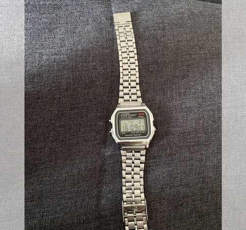 Мужские наручные часы casio