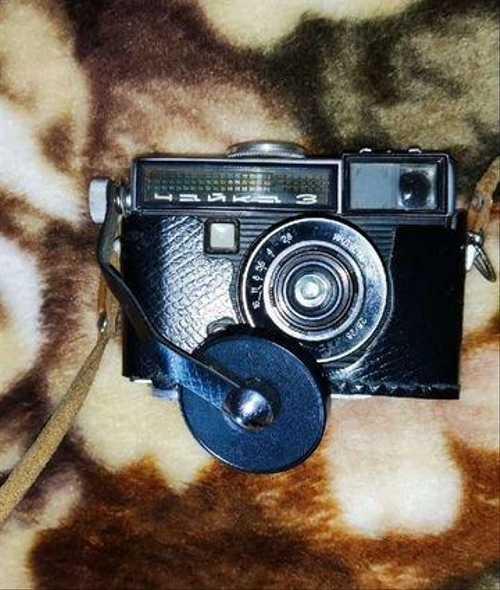 Плёночный фотоаппарат СССР Чайка 3