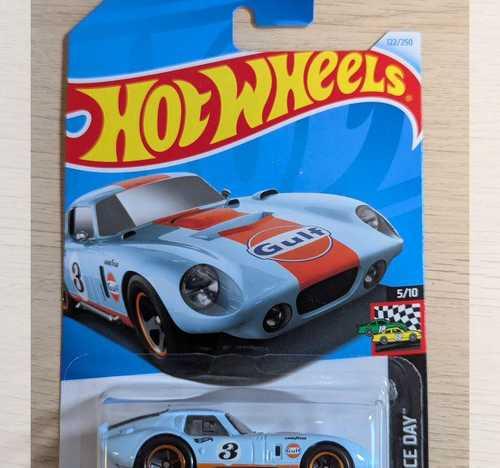 Hot Wheels Shelby Cobra Daytona Coupe (Gulf)